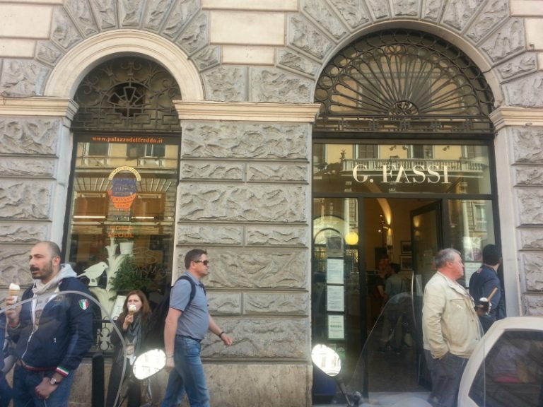 Gelateria Fassi: a sorveteria mais antiga da Itália - Roma Pra Você