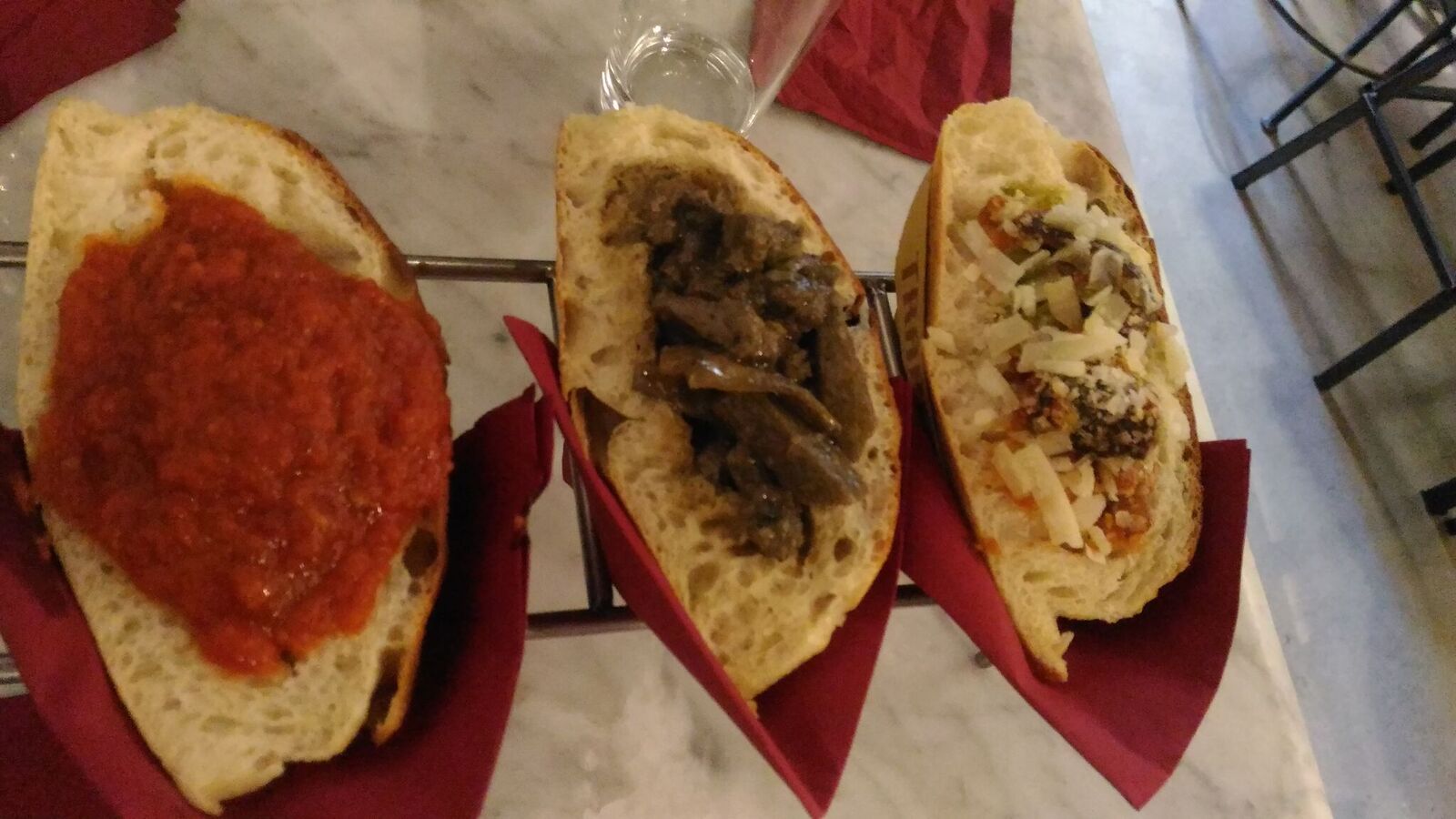 Trapizzino: Deliciosa Invenção Gastronômica Romana - Roma Pra Você